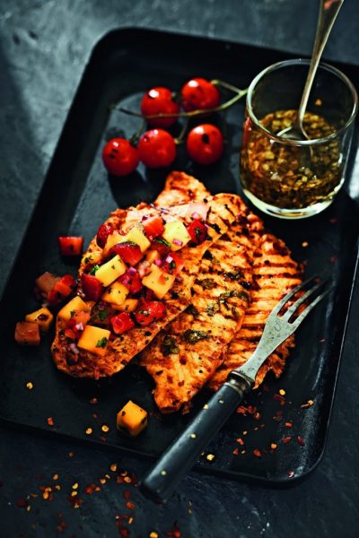 Recepte:Cāļa filejas steiks BBQ marinādē ar zemeņu salsu